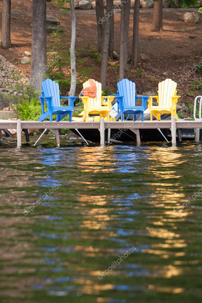 Lakeside seats Stock Photo by ©amyinlondon 31230161