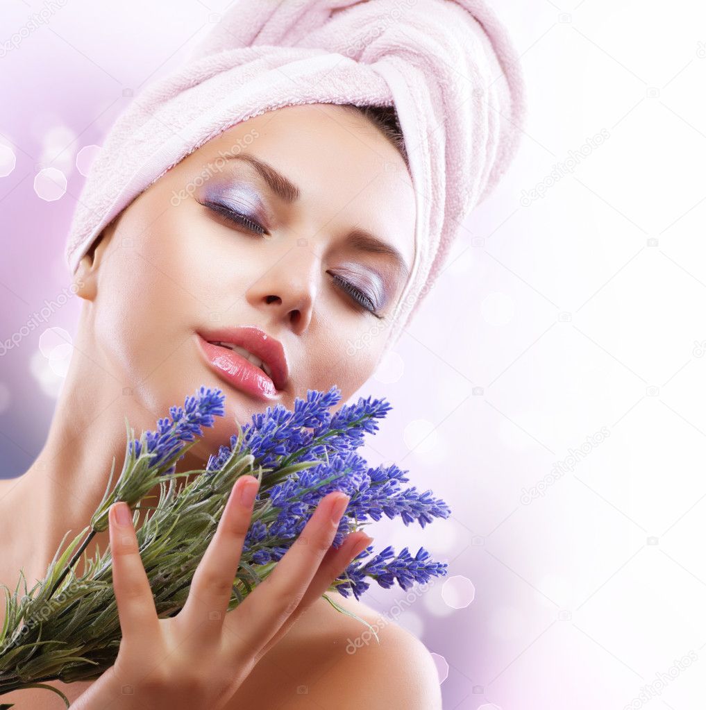 Spa Girl with Lavender Flowers. Beautiful Young Woman After Bath ...