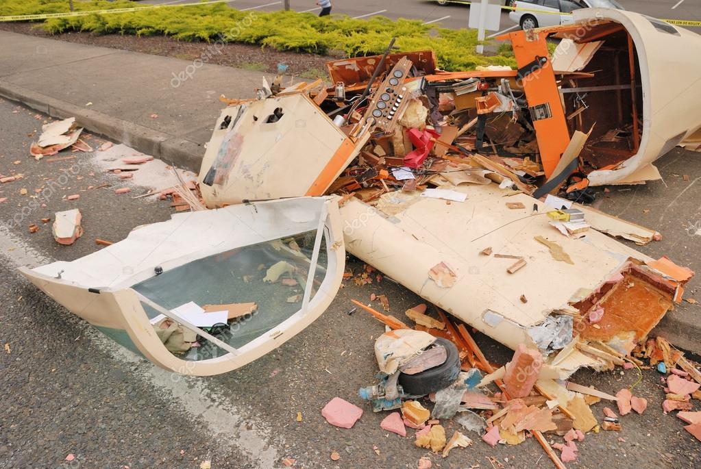Plane crash photographs | Plane Crash – Stock Editorial Photo ...