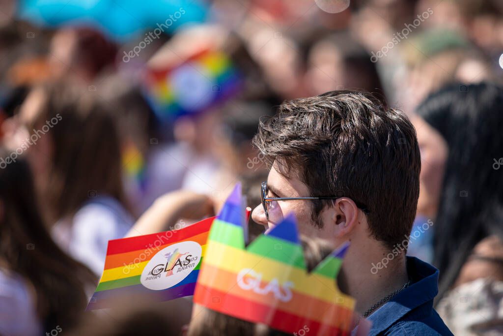 Sofía, Bulgaria - 18 de junio de 2022: El evento Sofia Pride en apoyo ...