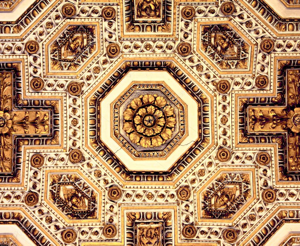 Baroque architectonic detail – Stock Editorial Photo © abxyz #29879385