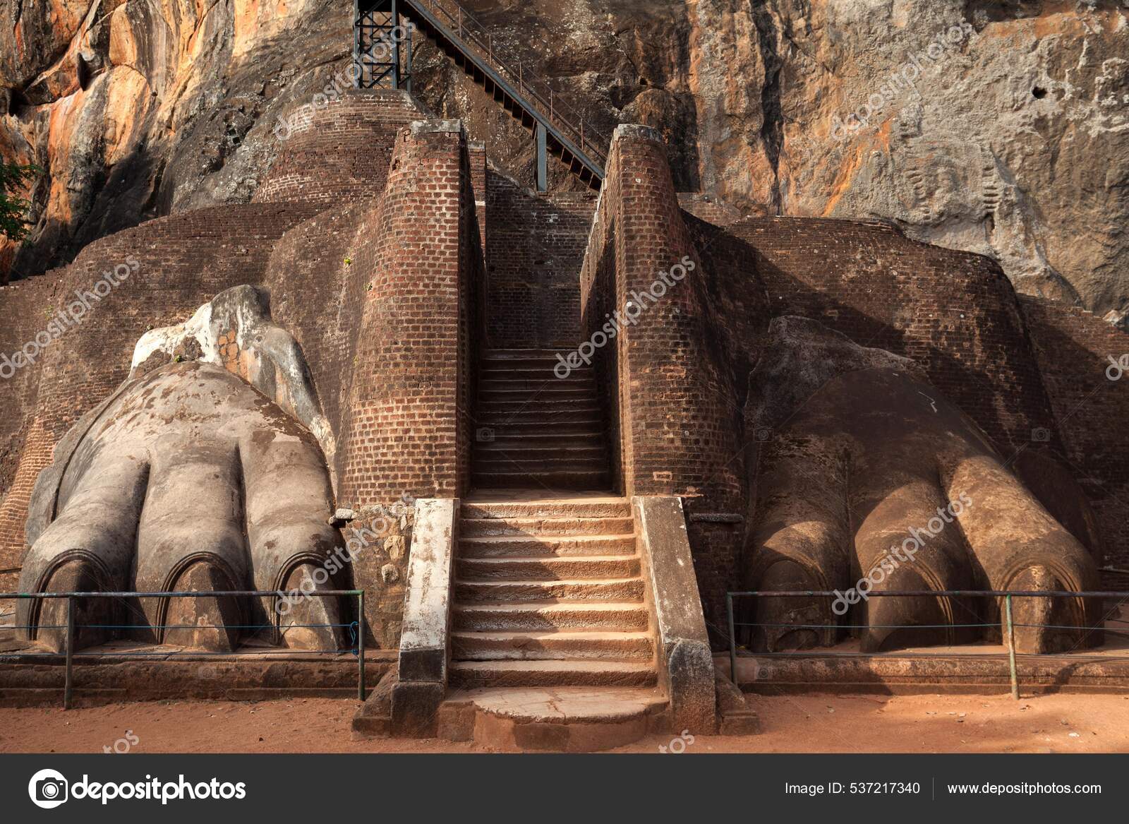 Lion Staircase Lion Rock Sigiriya Rock Fortress Central Province Sri ...