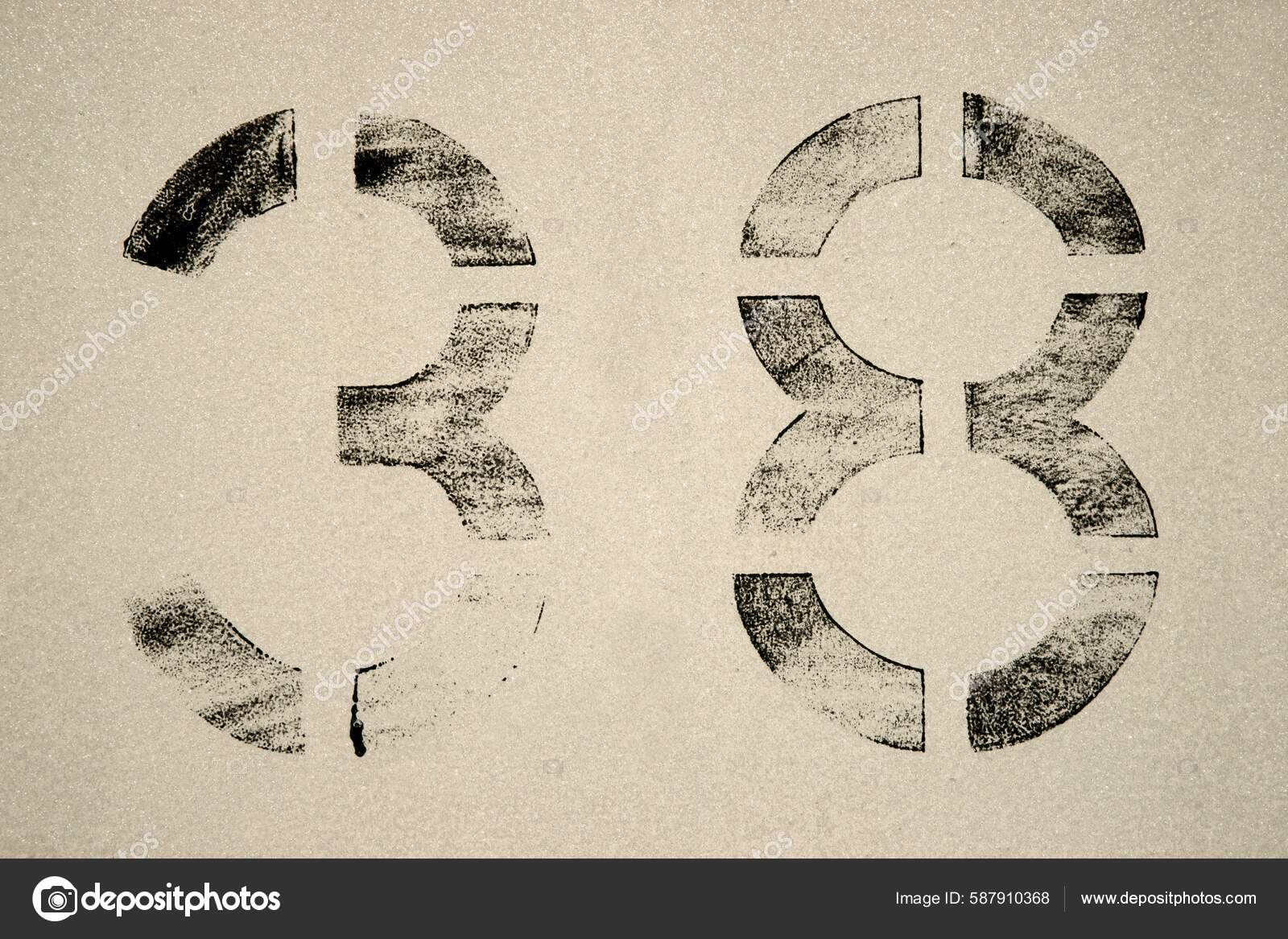 Number Sprayed Stencil Beige Wall — Stock Photo © imagebrokermicrostock ...