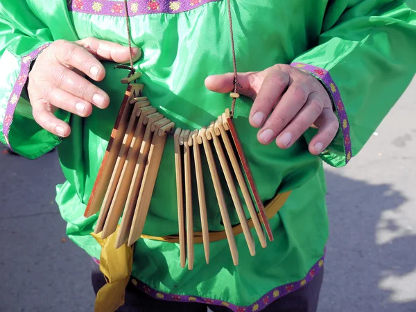 Ratchet musical instrument fotos de stock, imágenes de Ratchet musical ...