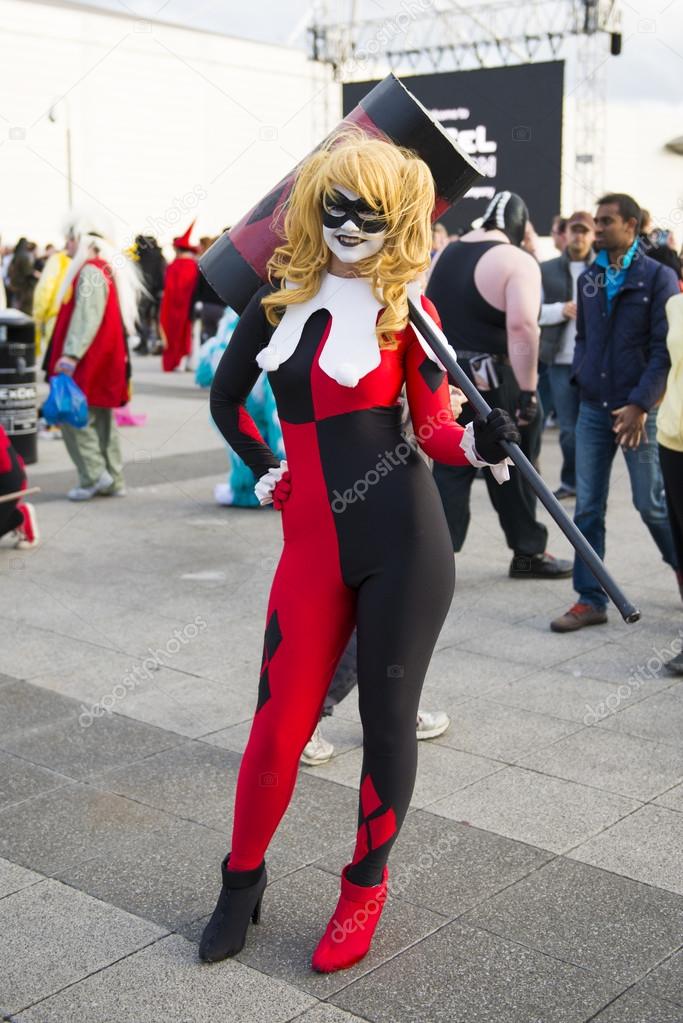 Cosplayers dressed as a Harley Quinn – Stock Editorial Photo © icenando ...
