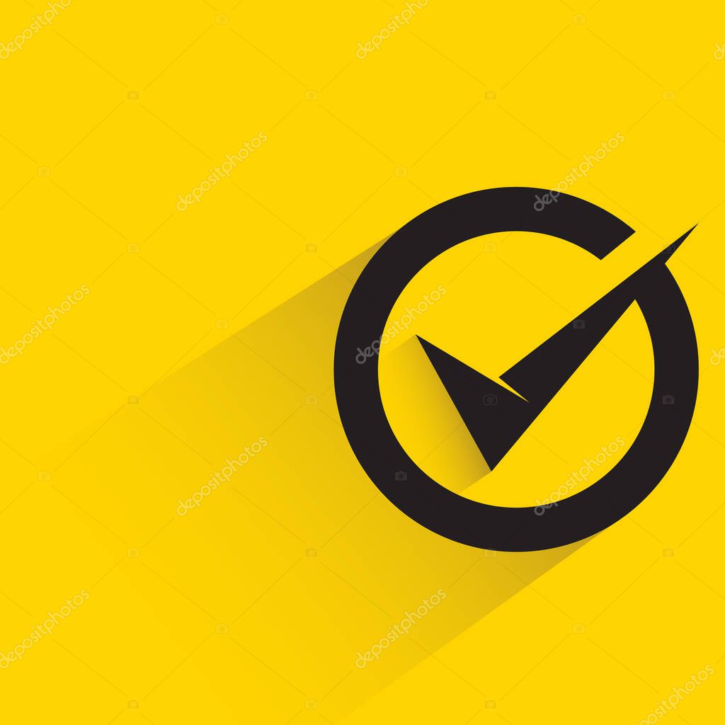 Check Mark Symbol Yellow Background Vector de stock por ©loopang 605464342