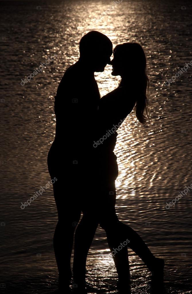 Romantic Embrace Silhouette