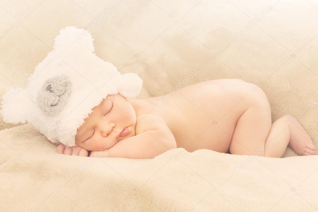 Sleeping newborn baby Stock Photo by ©Svetography 36717971