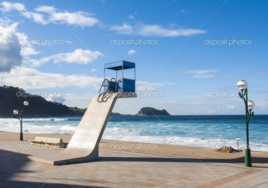 Playa de Zarautz en Vizcaya, España: fotografía de stock © Changered ...