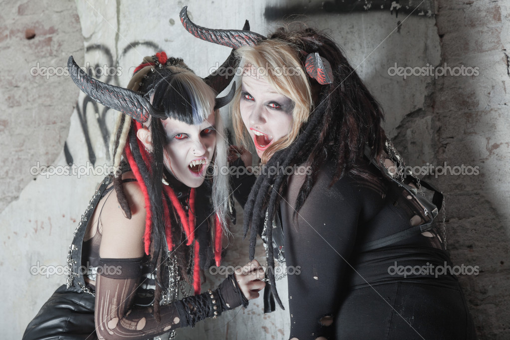Female Demon Cosplay