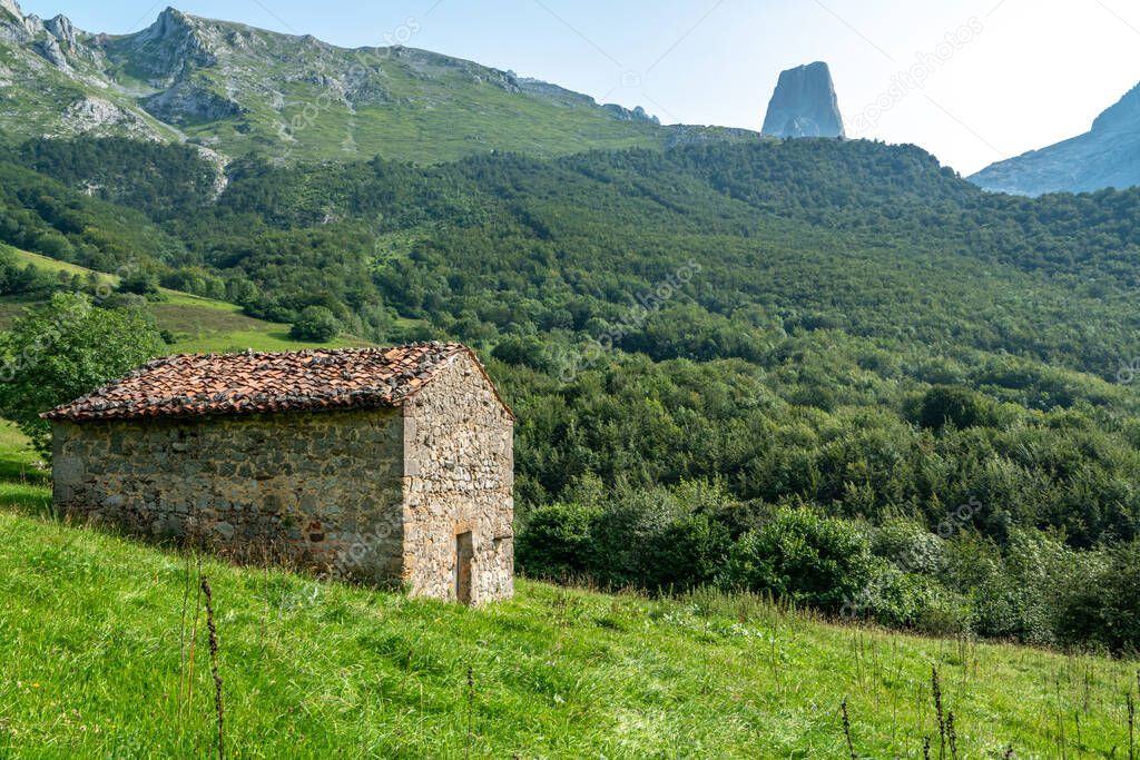 Naranjo de Bulnes, conocido como Picu Urriellu, Asturias, Espa a. 2024