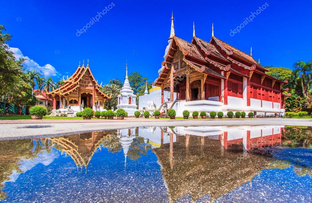 Wat Phra Sing temple — Stock Photo © Deerphoto #37151801