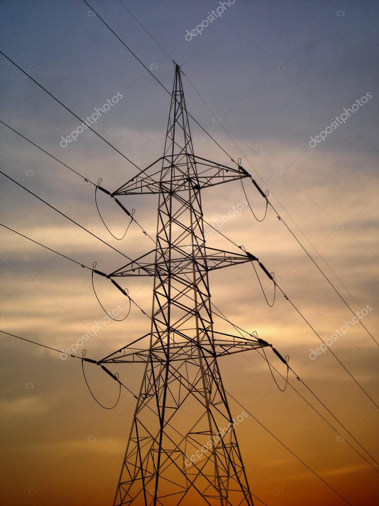 Línea eléctrica de alta tensión 2022