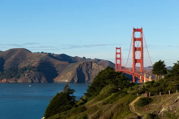 Curve of Golden Gate Bridge — Stock Photo © londondeposit #33988131