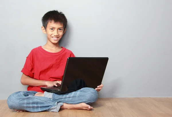 Kid laptop Stock Photos, Royalty Free Kid laptop Images | Depositphotos