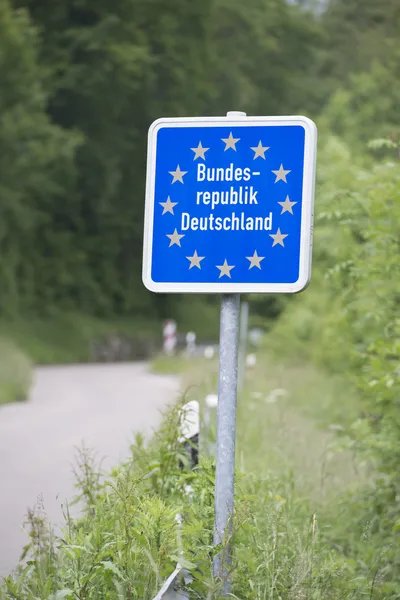 Border sign Stock Photos, Royalty Free Border sign Images | Depositphotos