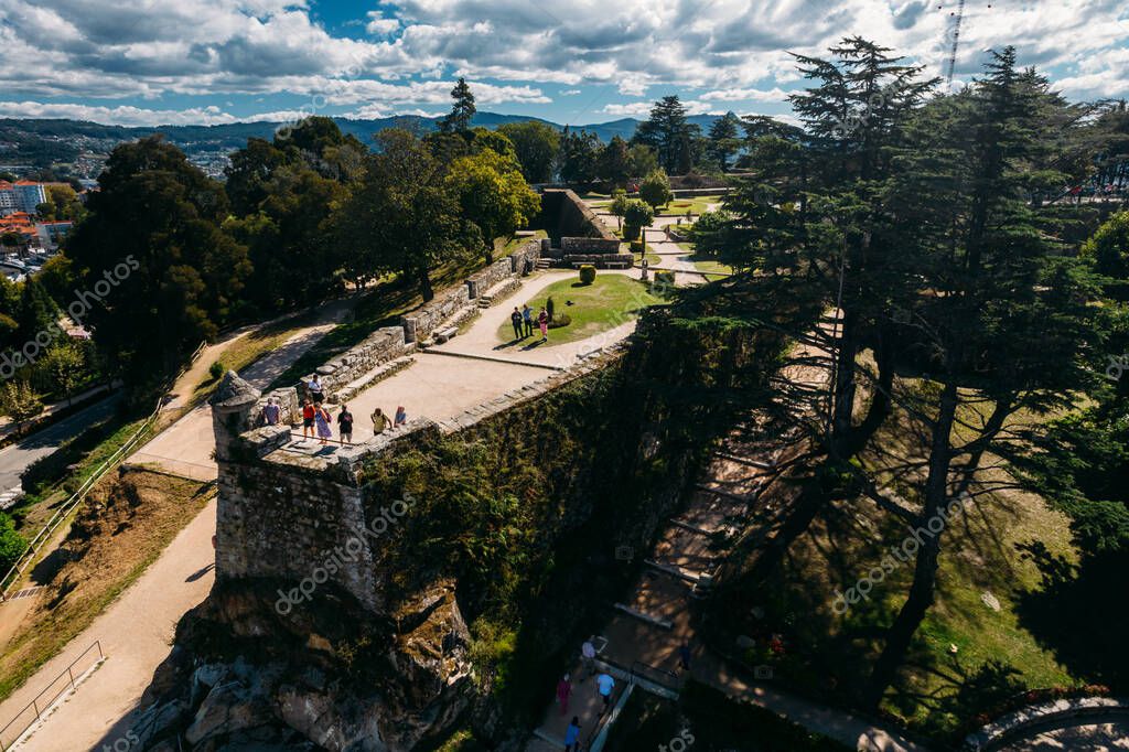 Vigo, España - 25 de septiembre de 2022: Vista aérea de drones de los ...