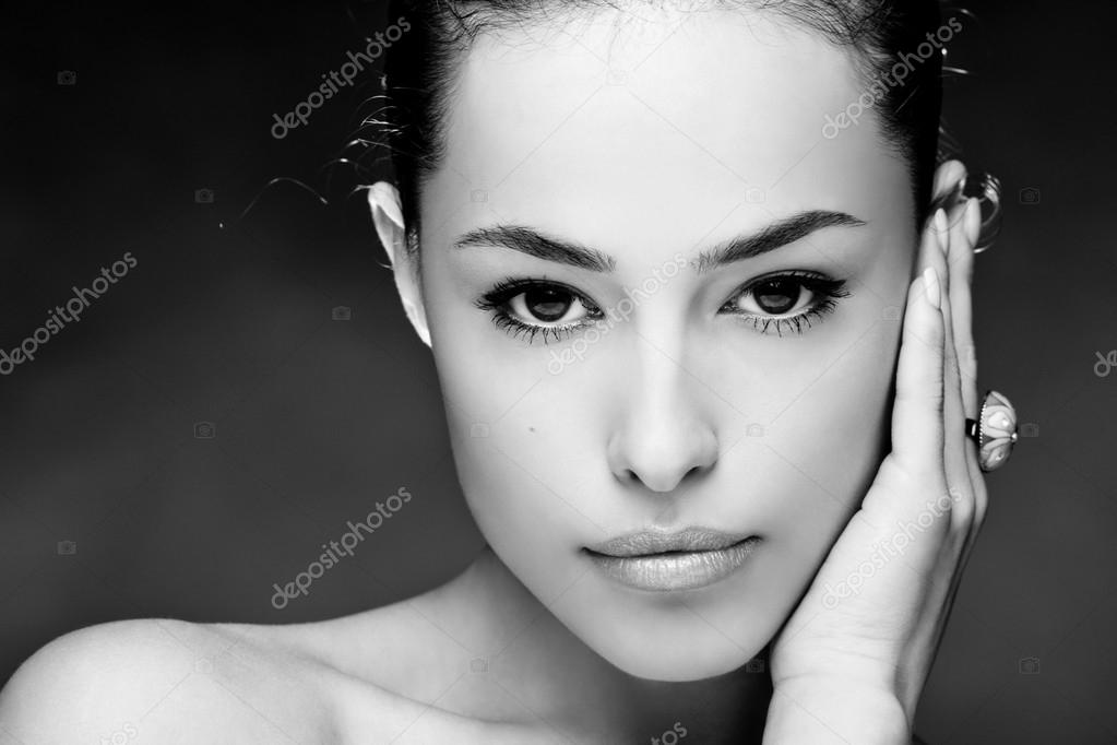 Woman face — Stock Photo © mysticlight #14093003