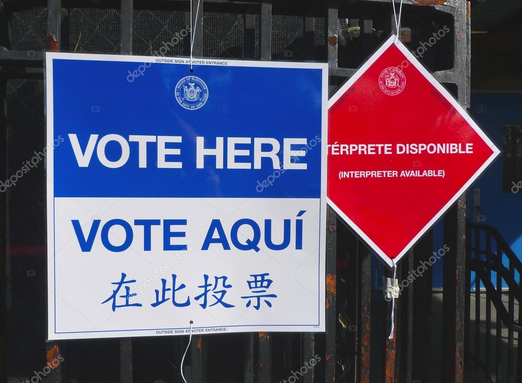 Images: vote signs | Signs at the voting site in New York – Stock ...