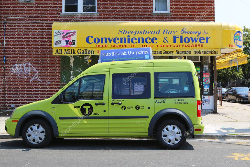 Nuevo "taxi Boro" de color verde en Nueva York 2024