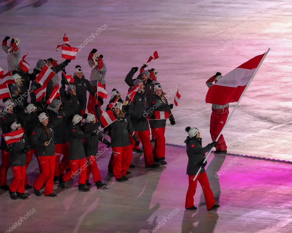 PYEONGCHANG, COREA DEL SUR - 9 DE FEBRERO DE 2018: El equipo olímpico ...