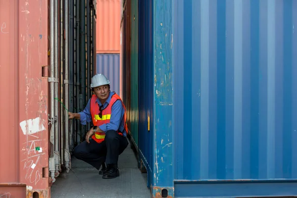 Man at container Stock Photos, Royalty Free Man at container Images ...