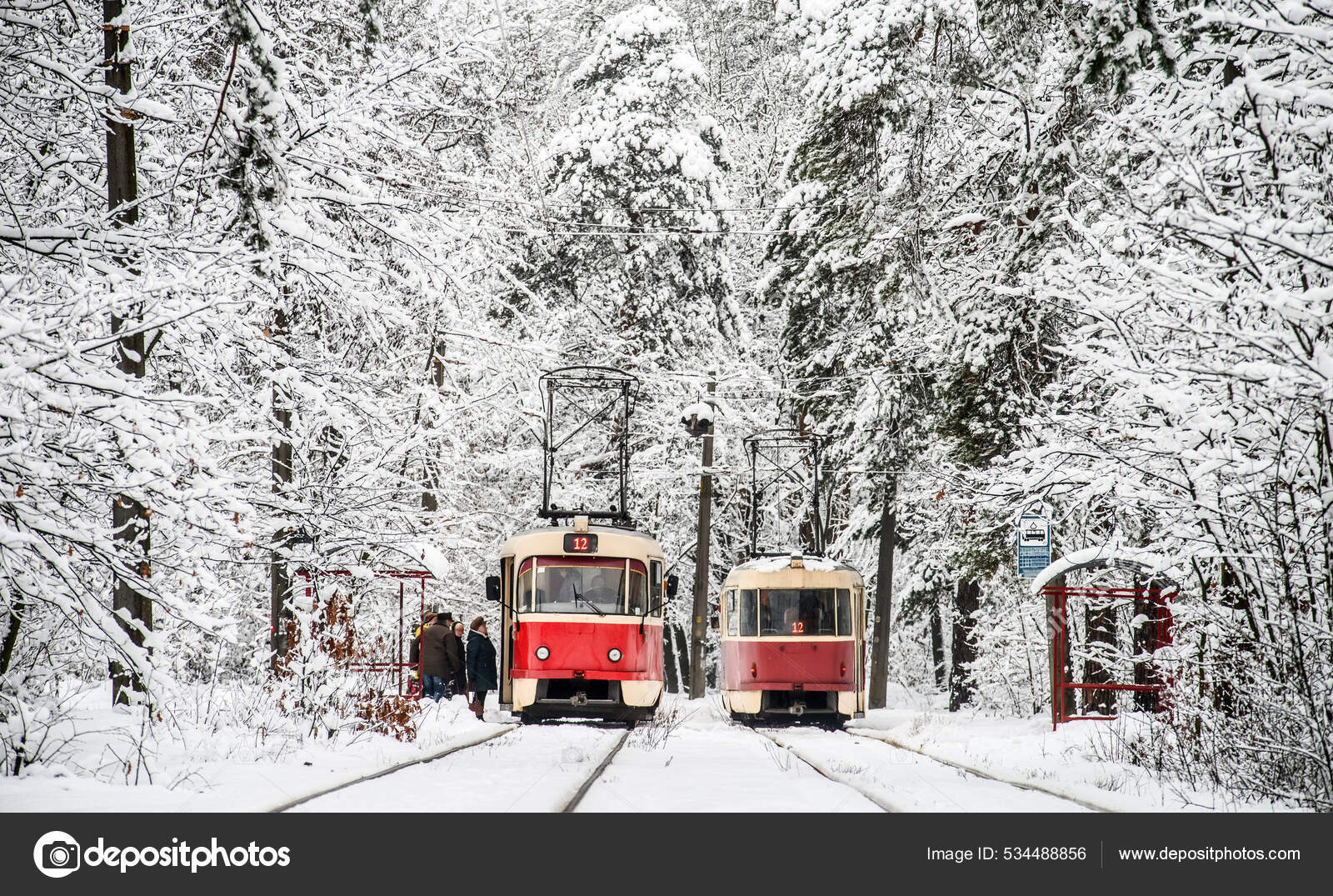 Two Trams Route Met Stop Winter Forest — Stock Photo © VladK213 #534488856