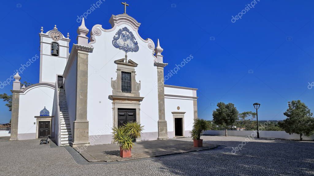 W.facing fachada frontal-Sao Lourenco Iglesia-Igreja Matriz construido ...