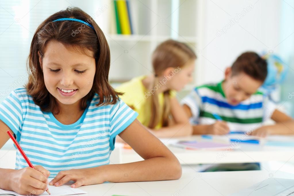 Girl drawing — Stock Photo © pressmaster #13723492
