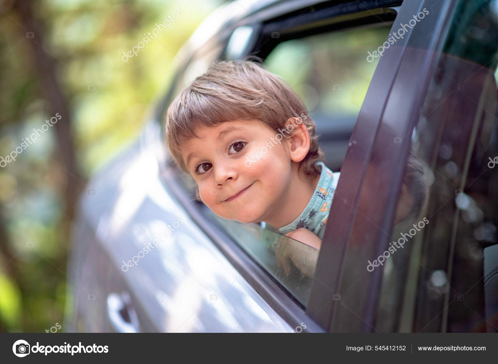 Little Boy Head Leaned Open Window Car — Stock Photo © Malija #545412152