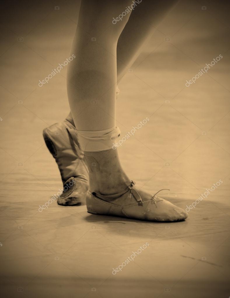Sore and battered ballet dancer's feet — Stock Photo © ftlaudgirl #30675107