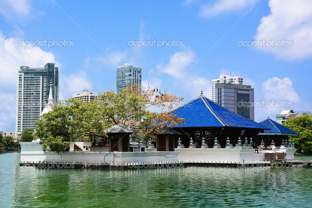 Gangarama Buddhist Temple — Stock Photo © surangastock #32882163