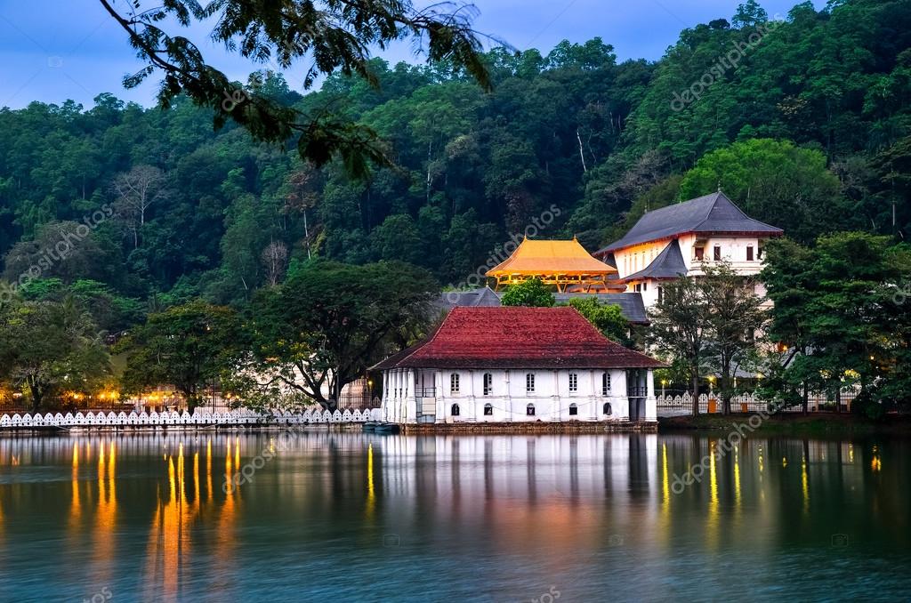 Temple of the Tooth, Kandy Stock Photo by ©surangastock 49003067
