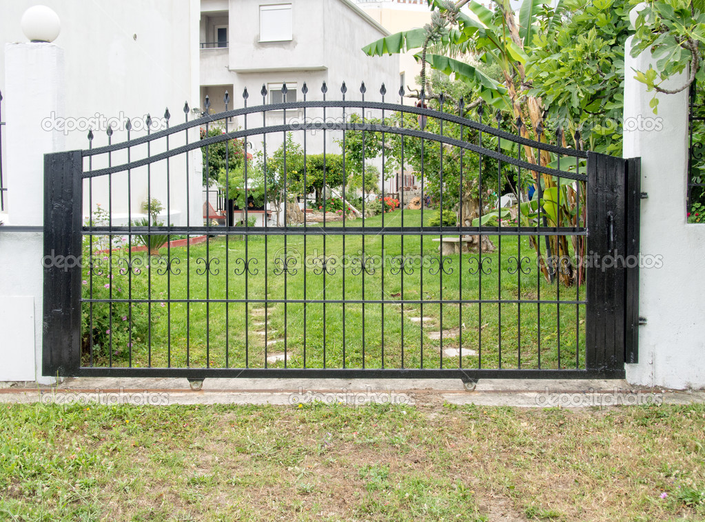 Closed gates Stock Photo by ©diverroy 47627367