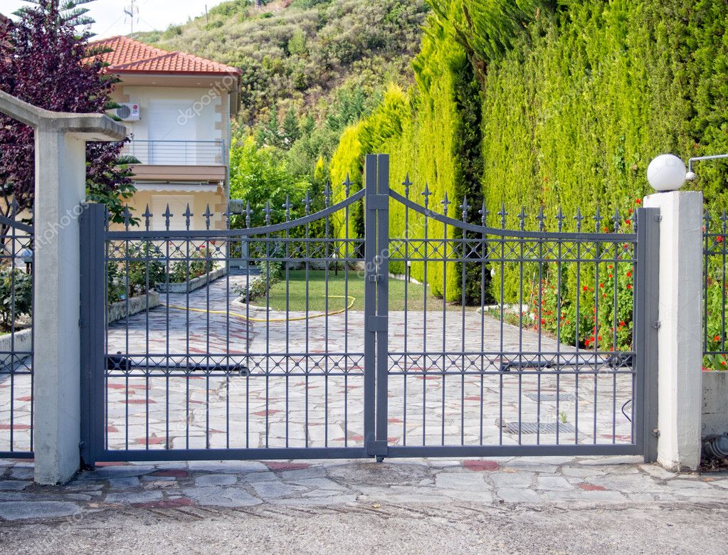 Metal Gate Stock Photo by ©diverroy 47630781