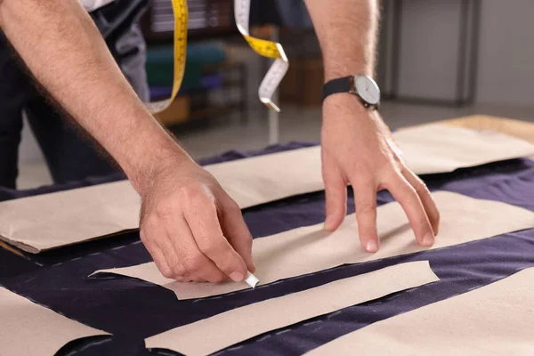 Garment pattern marking Stock Photos, Royalty Free Garment pattern ...