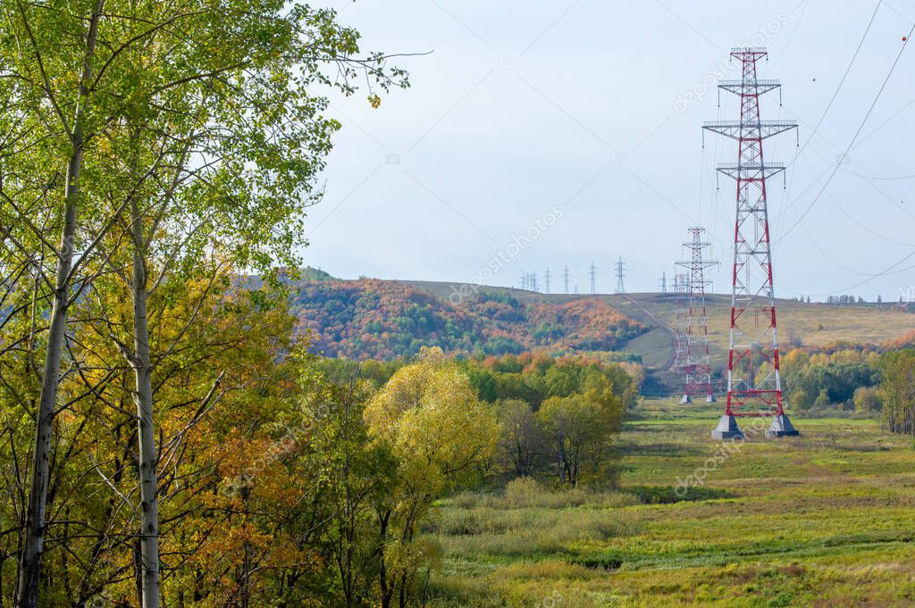 vistas panor micas de las torres el ctricas de transmisi n de alta tensi n de gran altura que se ...