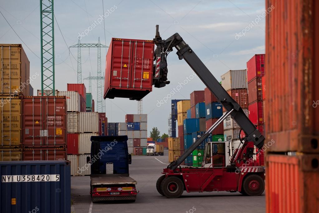 Container manipulation Stock Photo by ©jarous 13964068