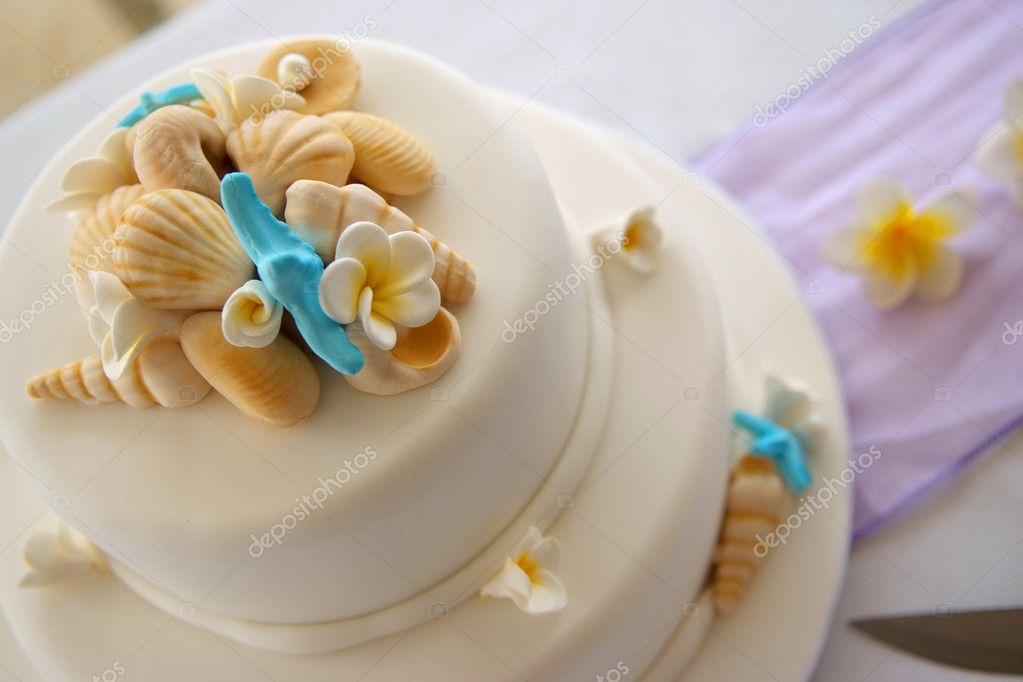 Decorated Wedding cake — Stock Photo © nickvango #14379945