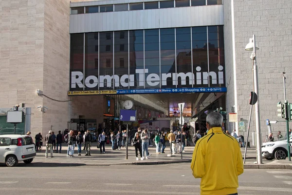 Roma termini Stock fotók, Roma termini Jogdíjmentes képek | Depositphotos