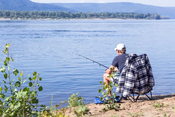 Volga fishing fotos de stock, imágenes de Volga fishing sin royalties ...