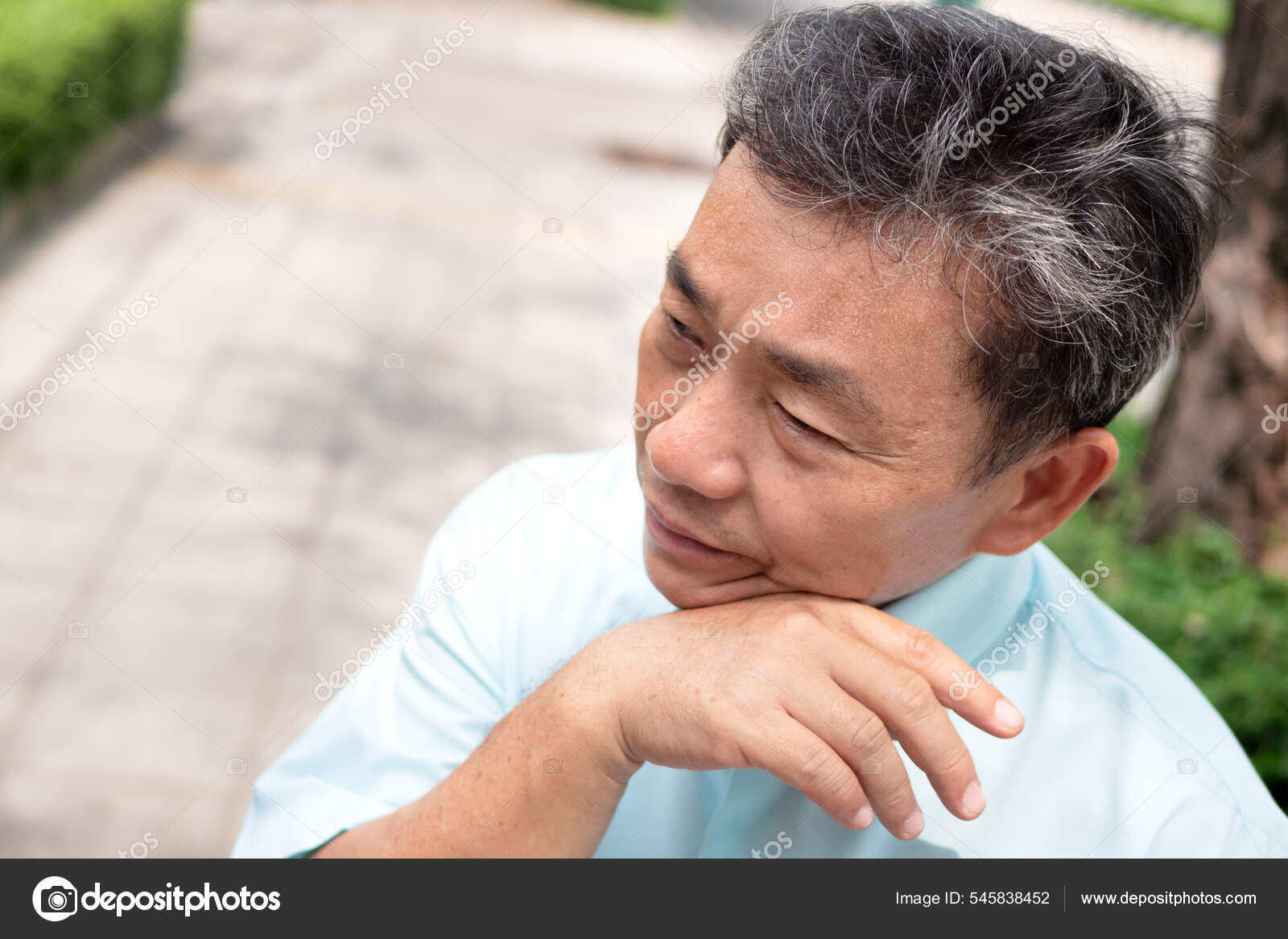 Old Man Sweating Due Hot Weather Heatstroke Strong Light Sunburn Stock ...