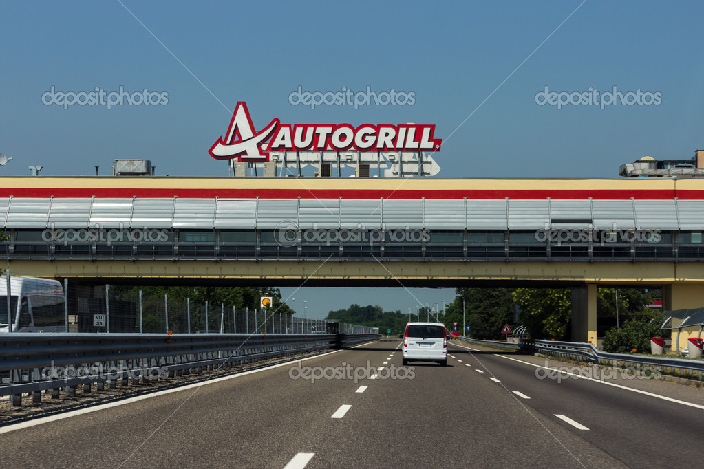 Autogrill on highway – Stock Editorial Photo © cre250 #12182753