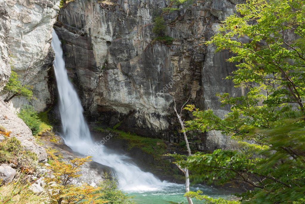 Cascada Chorillo del salto en El Chalten Patagonia Argentina. 2023