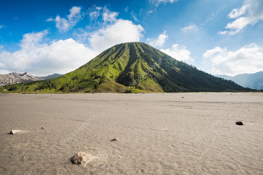 Volcanes del Monte Batok en el Parque Nacional Bromo Tengger Semeru 2022