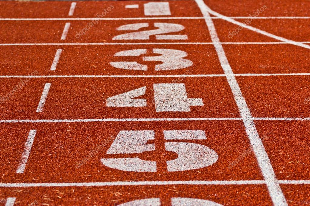 Pista roja de carreras de — Foto de stock © thailandonly #34218645