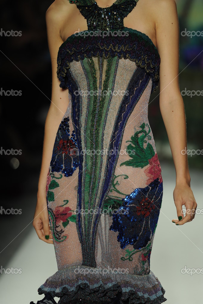 Model in Deng Hao design at Shenzhen fashion show — Stock Editorial ...