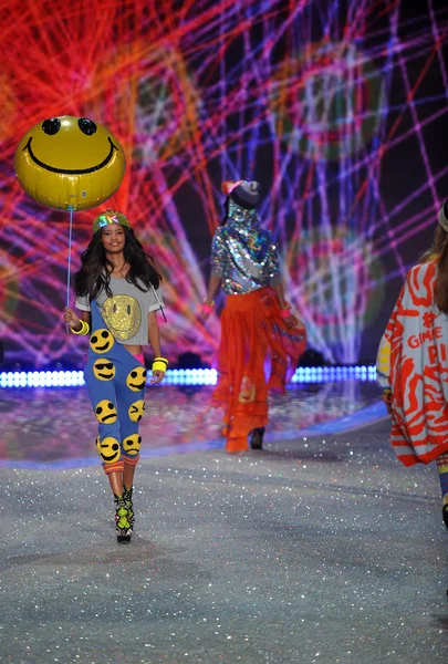 Malaika Firth Victorias Secret