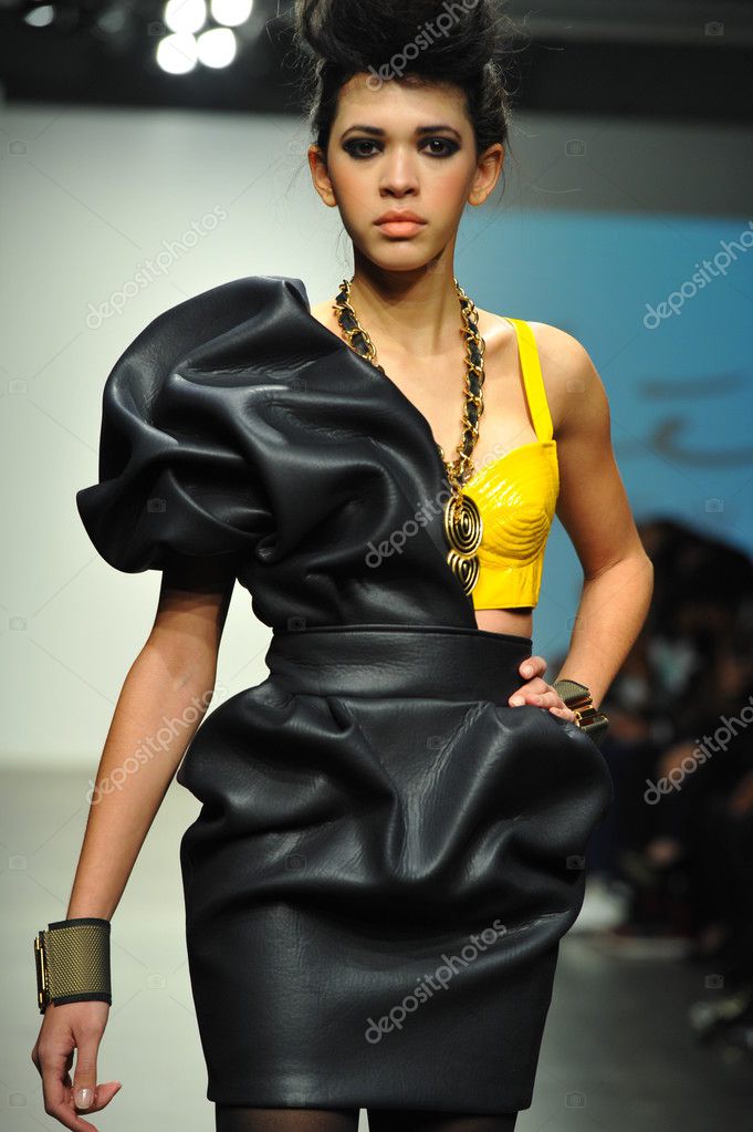 Model walks runway during Leka show — Stock Editorial Photo ...