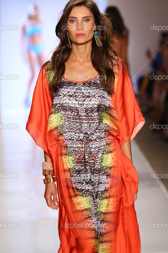 Model walks at Cia Maritima collection at Cabana Grande – Stock ...